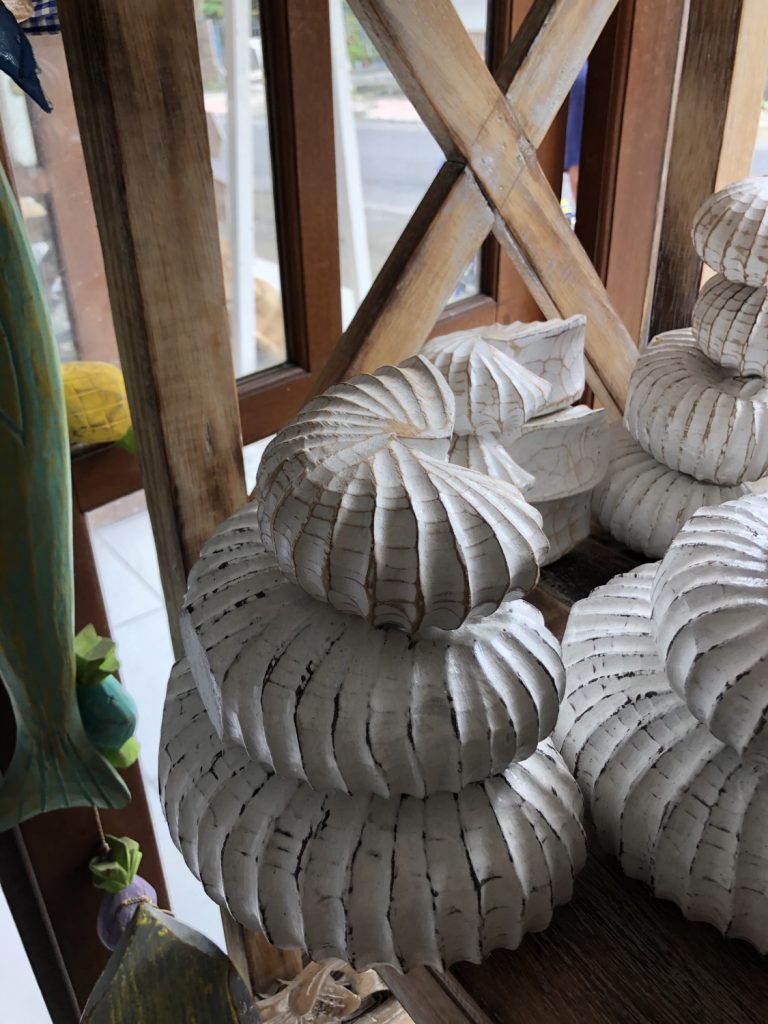 Shell decoration - L'atelier A Bali