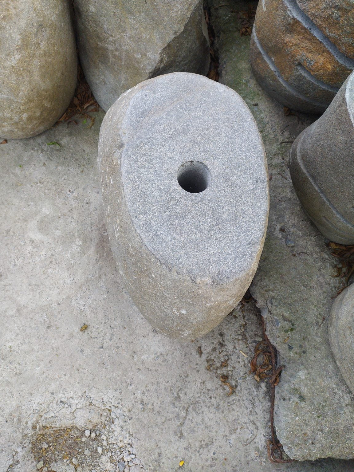 River Stone Bali - L'atelier A Bali