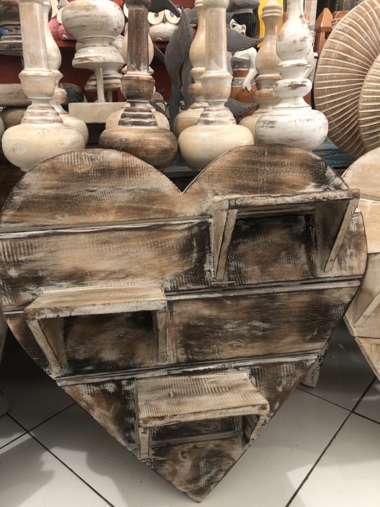 Wooden love rack - L'atelier A Bali